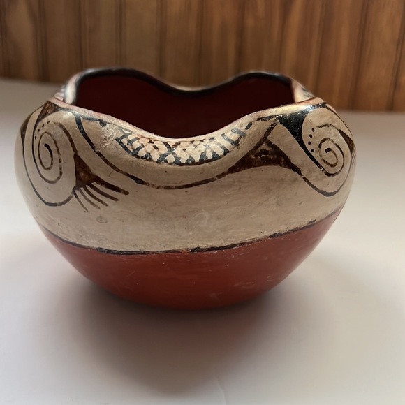 Art | Vintage Maricopa Native American Pressed Edge Pottery Vase | Poshmark